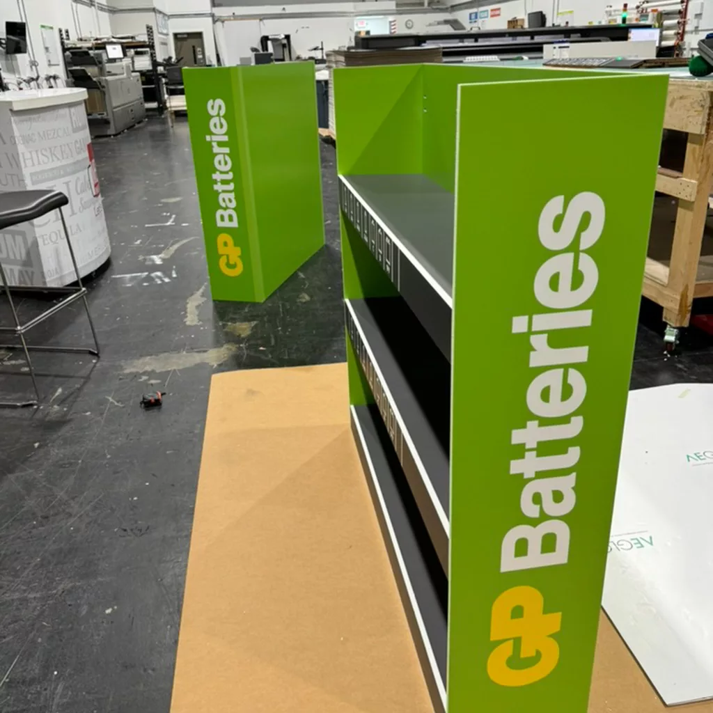 Custom Displays - Idea Makers